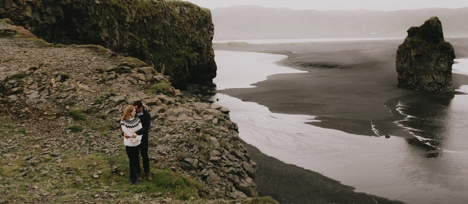 These 30 Cute Married People Hugging Pictures Will Melt Your Heart ...