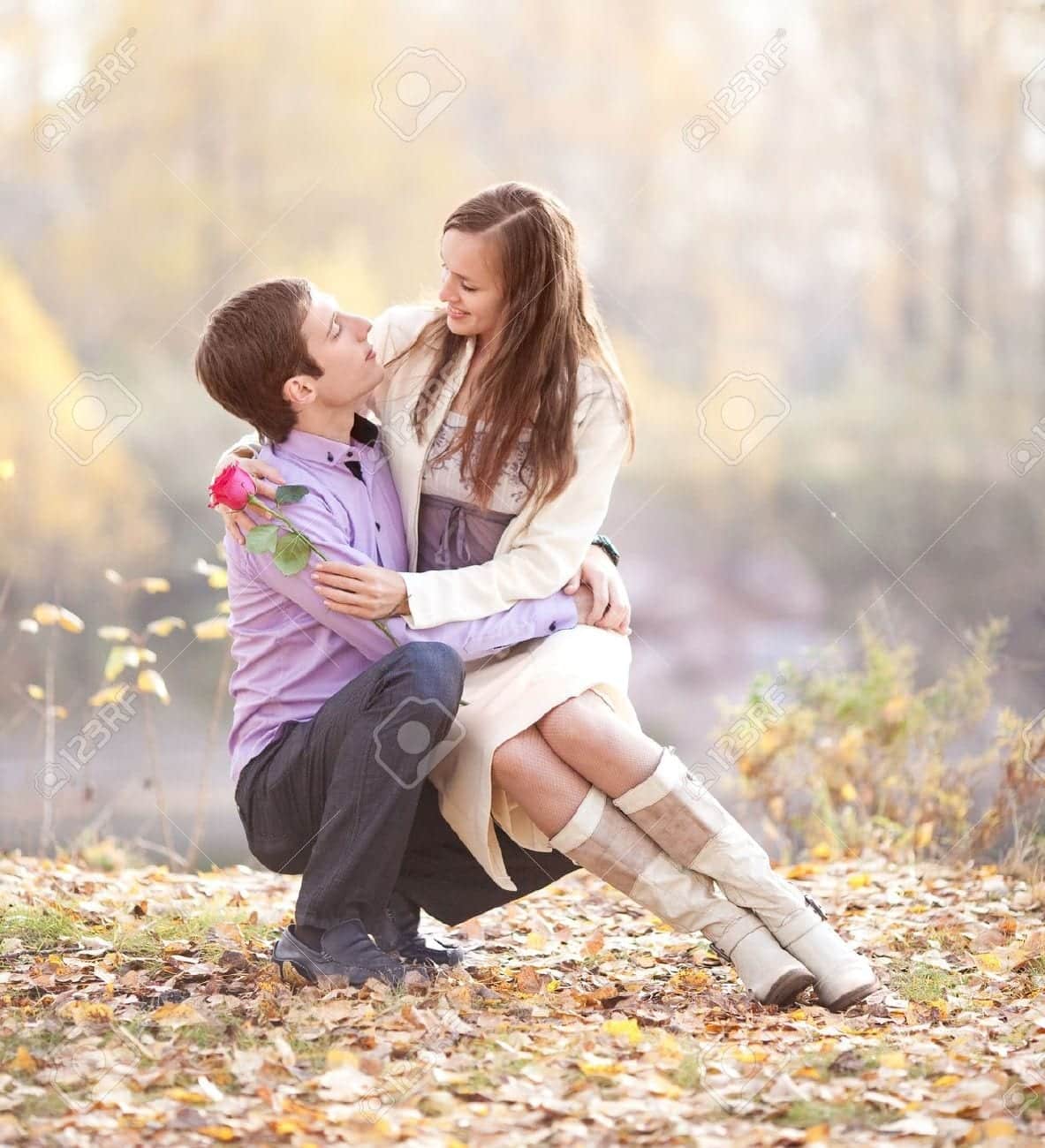 These 30 Cute Married People Hugging Pictures Will Melt Your Heart ...