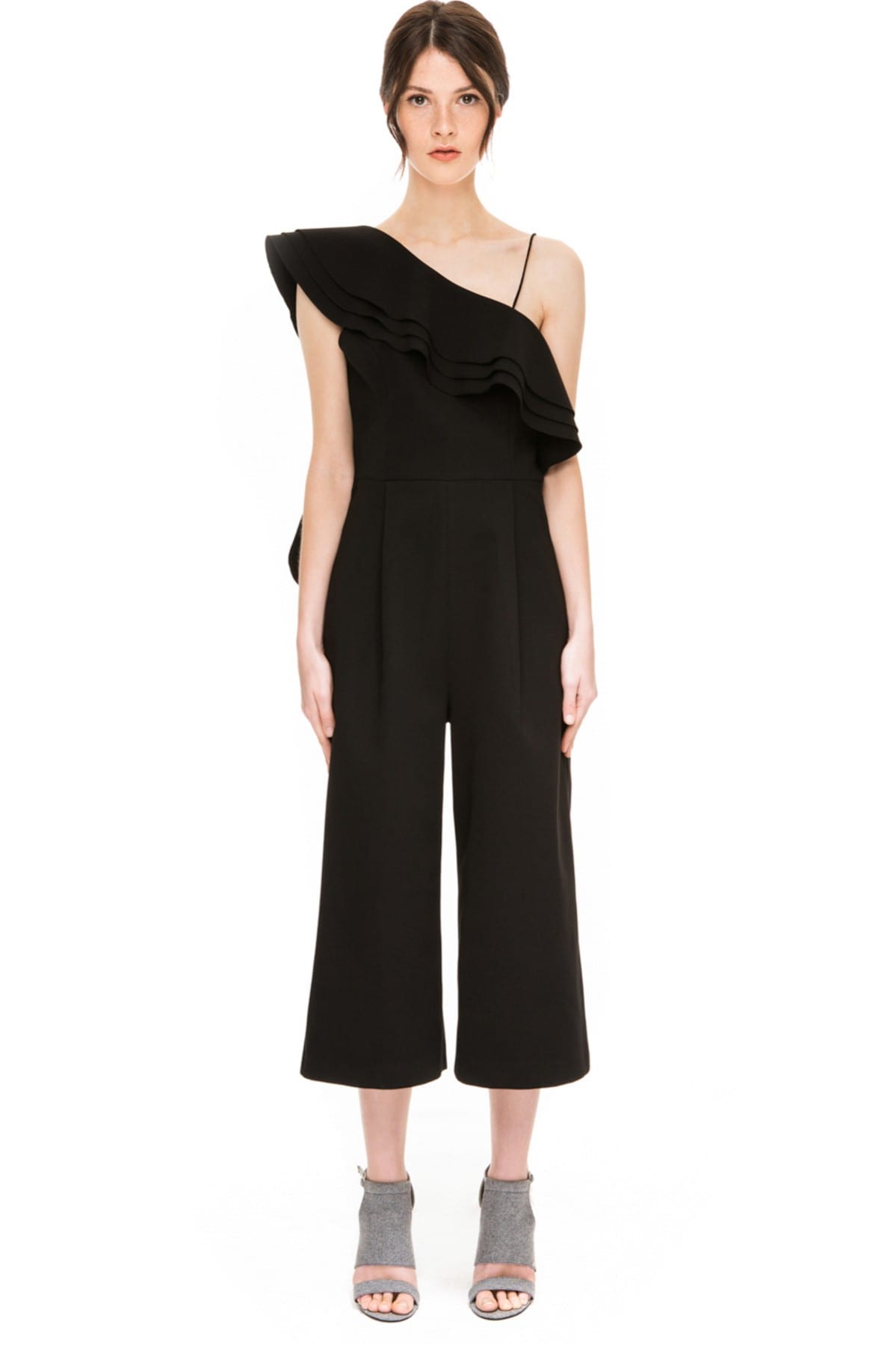 Ruffles & Frills Trend | 20 Ways to Wear Ruffled Outfits – Branded Girls