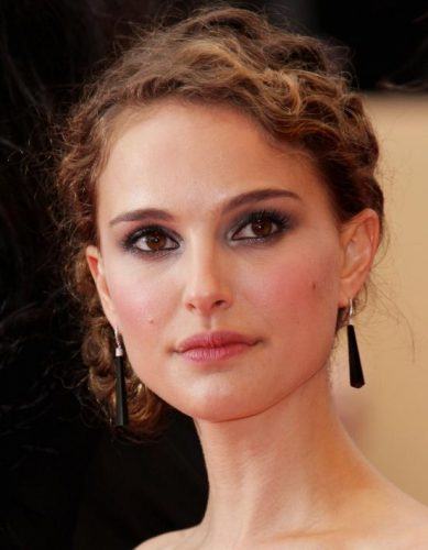 Top 13 Best Makeup Styles From The Most Beautiful Celebrities – Branded ...