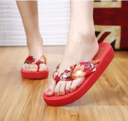 Funky Slippers For Girls-These 30 Coolest Slippers you Must Try ...