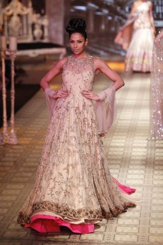 33 Latest Frock Styles To Try This Year For A Unique Look – Branded Girls