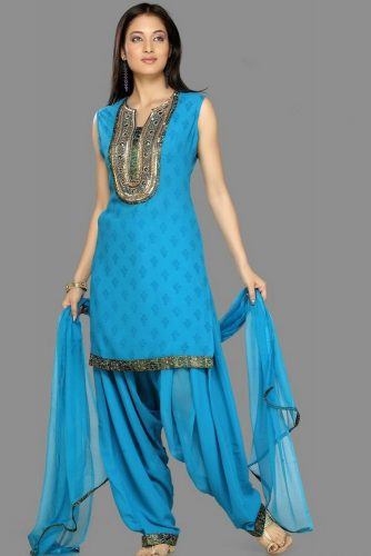 Latest Shalwar Kameez Designs For Girls-15 New Styles To Try – Branded ...