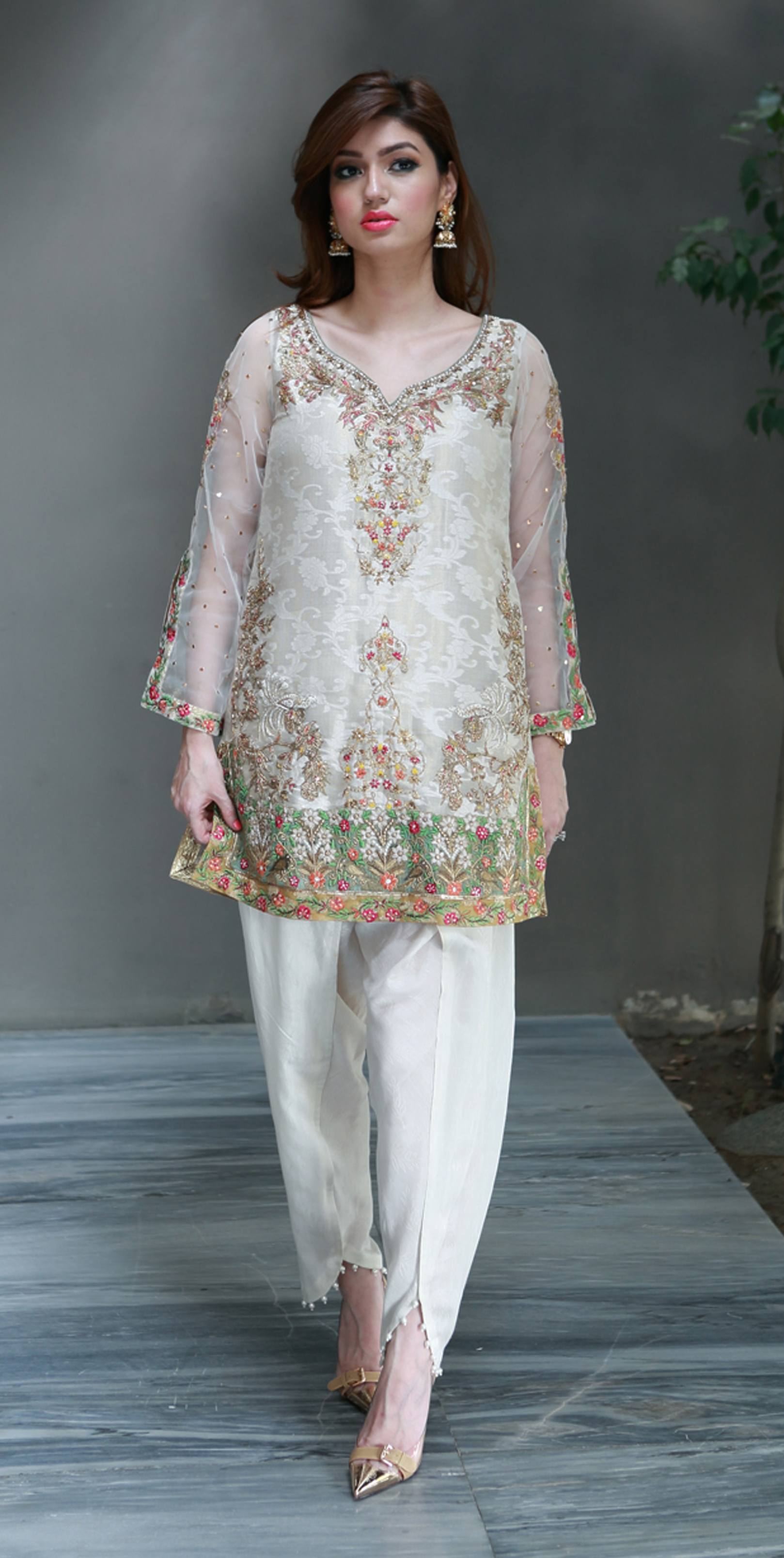 Latest Shalwar Kameez Designs For Girls-15 New Styles To Try – Branded ...