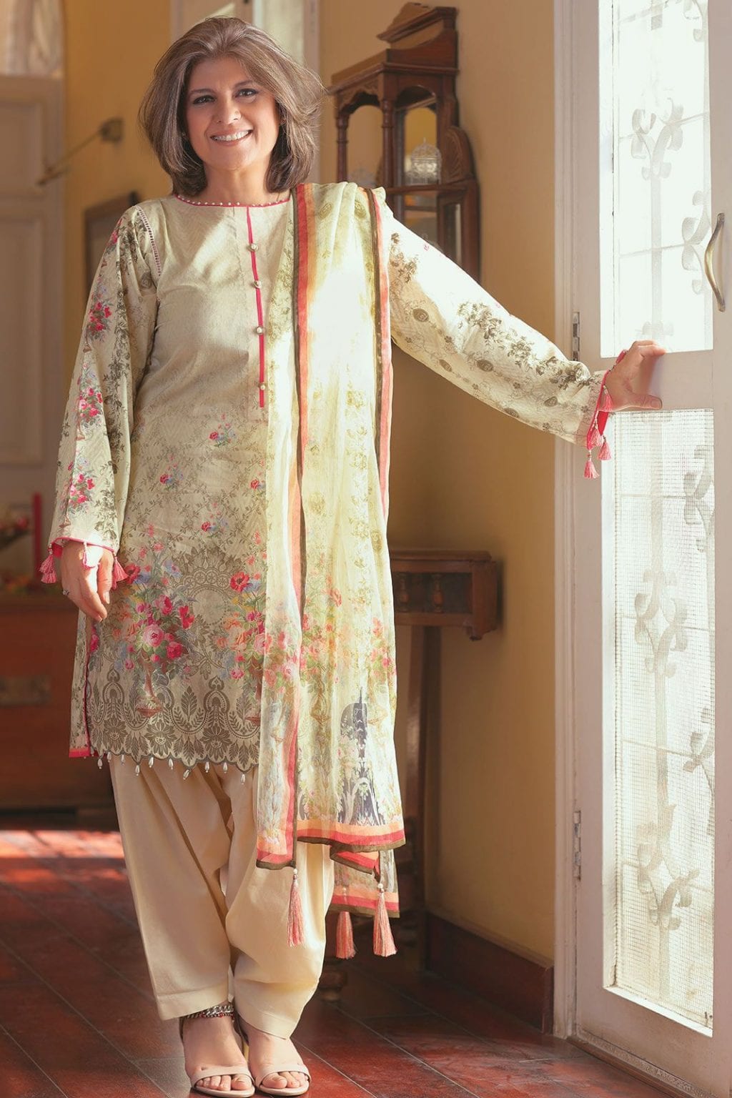 Latest Shalwar Kameez Designs For Girls-15 New Styles To Try – Branded ...