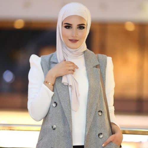 Top 10 Arab Fashion Bloggers to Follow in 2020 – Branded Girls