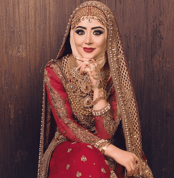 15 Modest Ways for Women To Wear Shalwar Kameez Fashionably – Branded Girls