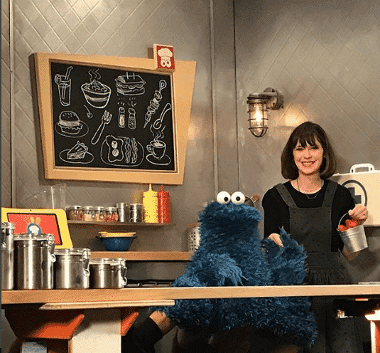 Cute DPs of Jewish Girls – 30 Best Jewish Girls Profile Pics – Branded ...