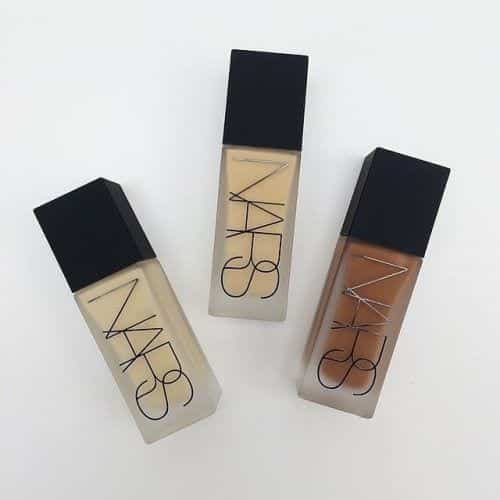 Top 10 Makeup Brands for Dark Skin Tones To Wear – Branded Girls