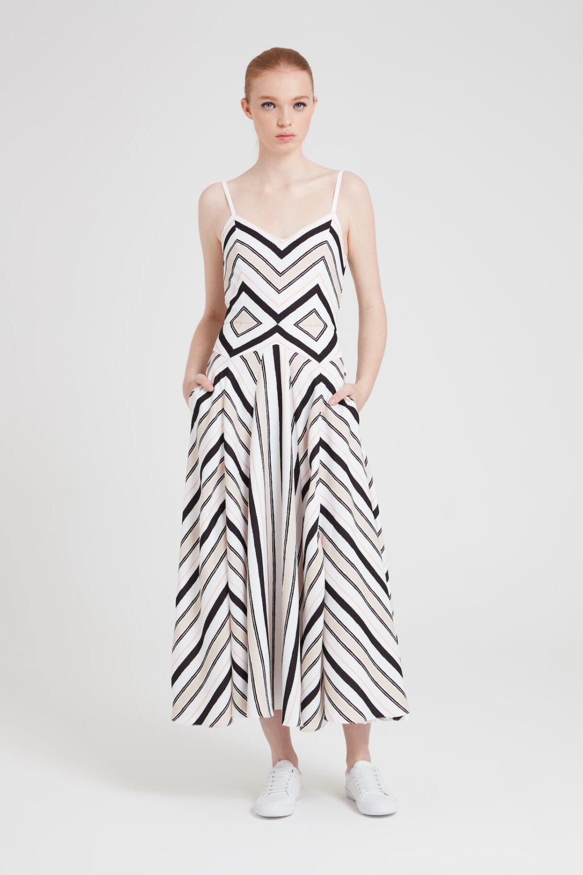 15 Best Middle Eastern Clothing Brands 2022 – Branded Girls