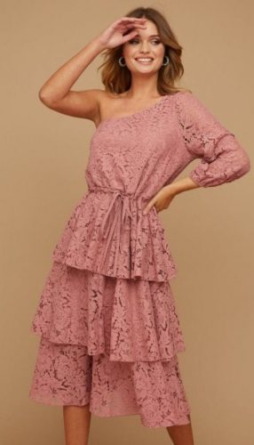 Modest Prom Outfits- 18 Cute and Modest Gowns to Wear For Prom ...