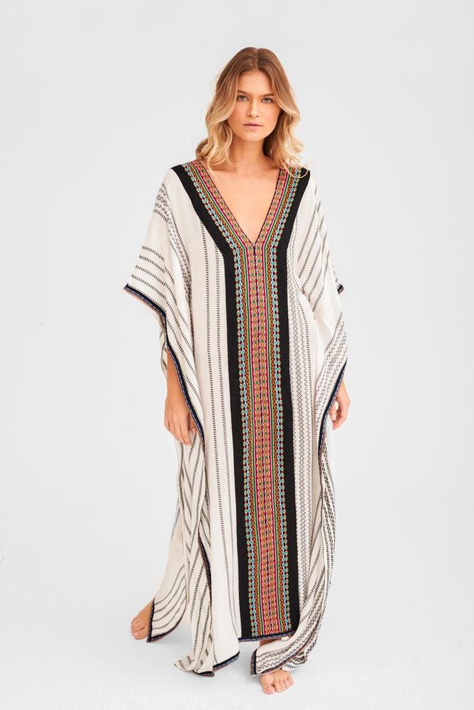 17 Most Beautiful Middle Eastern Outfits for Women to Wear – Branded Girls