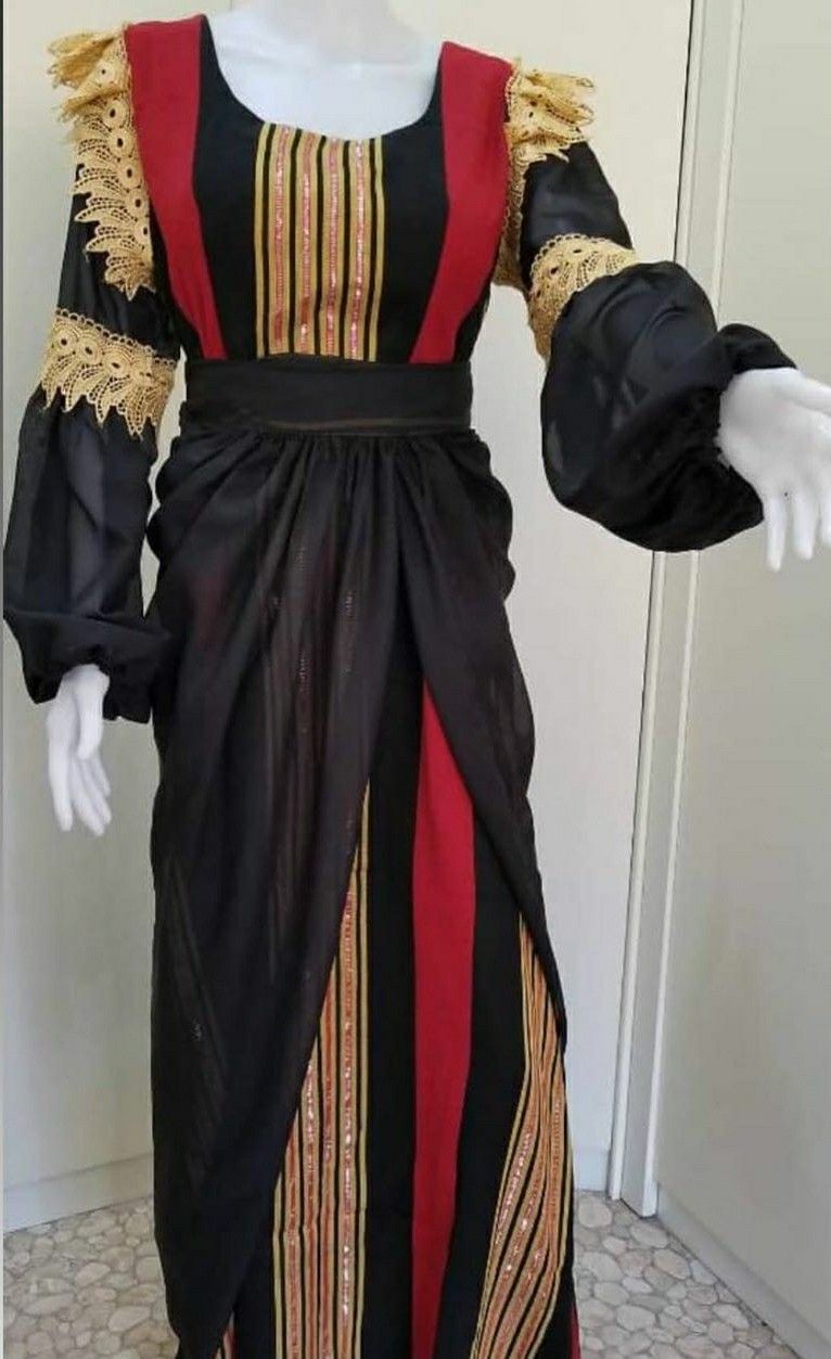 17 Most Beautiful Middle Eastern Outfits for Women to Wear – Branded Girls