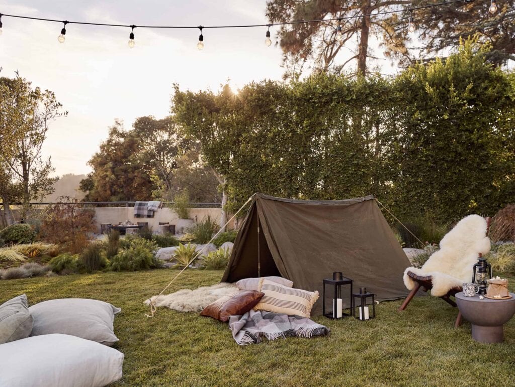 15 Fun-Filled Kids Outdoor Movie Night Party Ideas For 2022 – Branded Girls