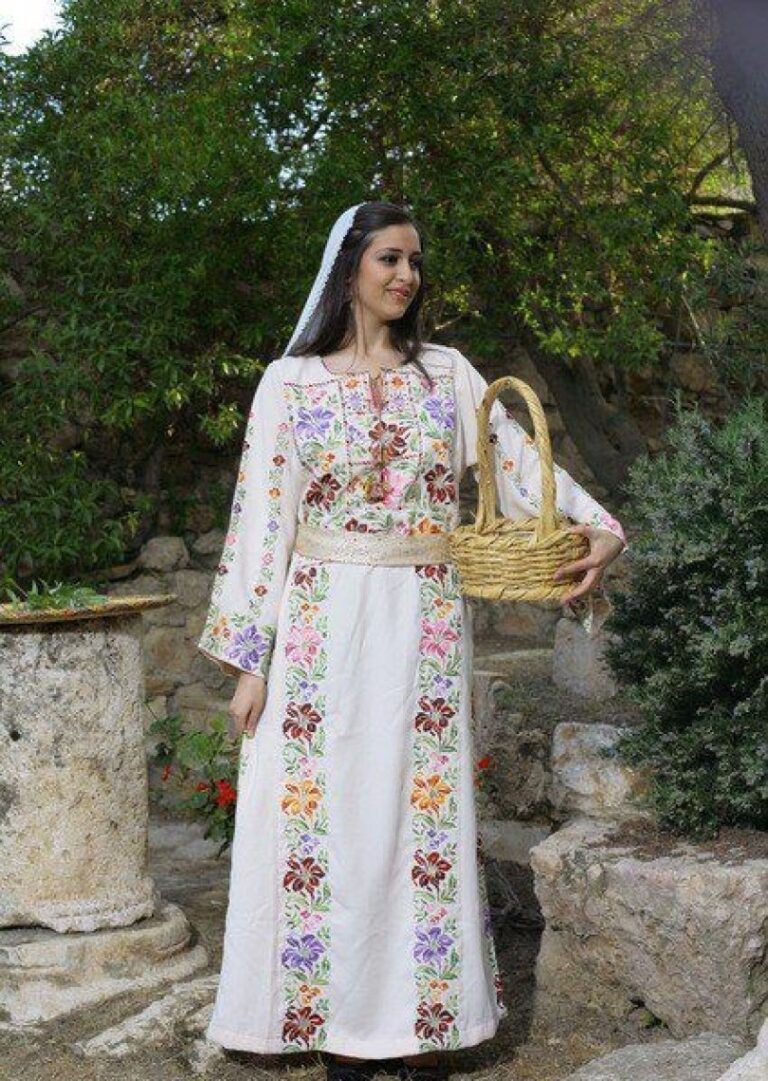 15 Palestinian Clothing Brands to Support 2025 – Branded Girls