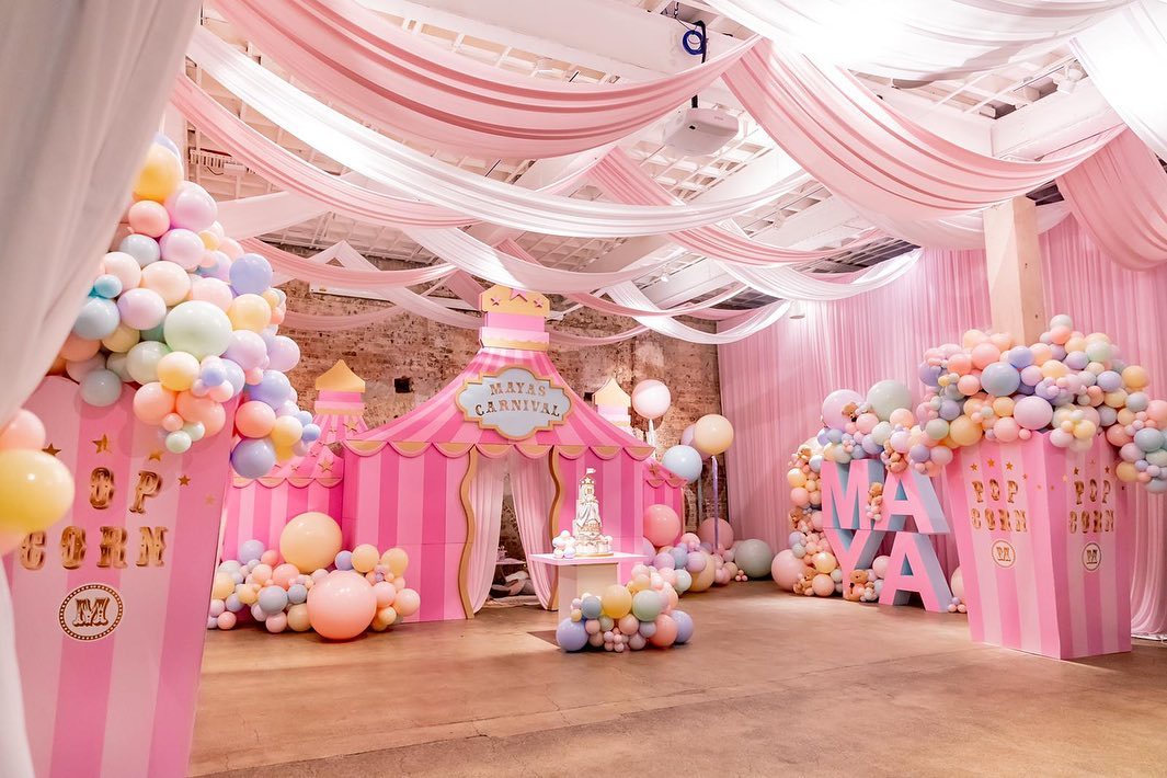 15 Thrilling Carnival Theme Party Decoration Ideas This Year – Branded ...
