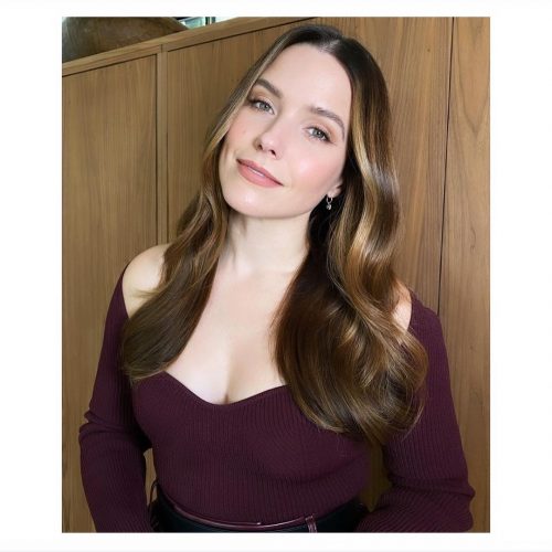 20 Most Beautiful Female Celebrities With Dimples Youll Love – Branded ...