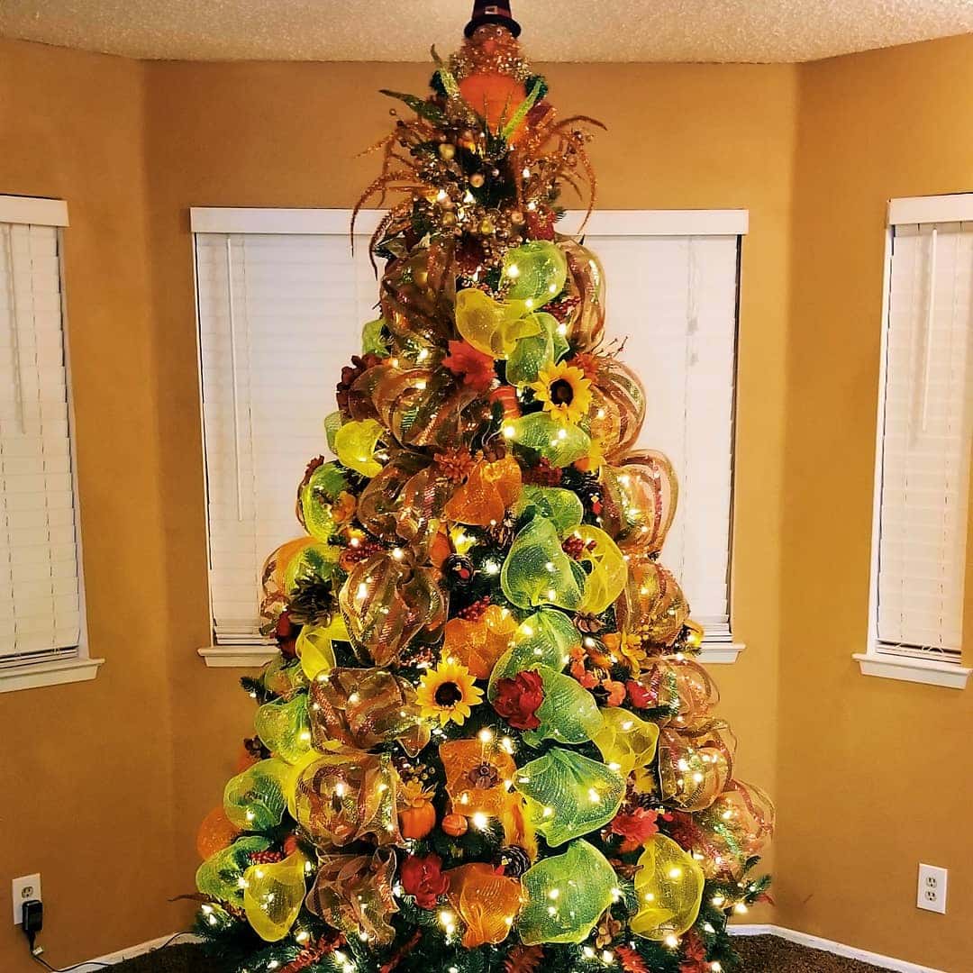 25 Adorable Thanksgiving Tree Ideas And Inspo For 2022 – Branded Girls
