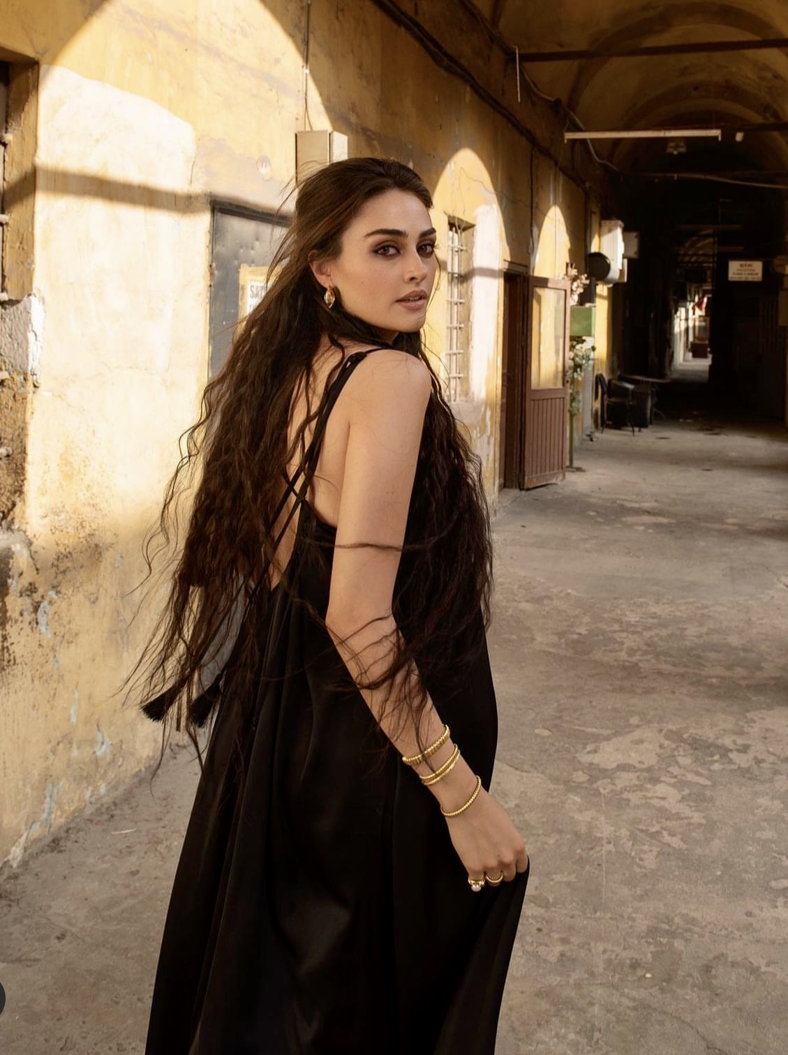 Top Turkish Actresses – 13 Most Beautiful & Famous Actresses – Branded ...