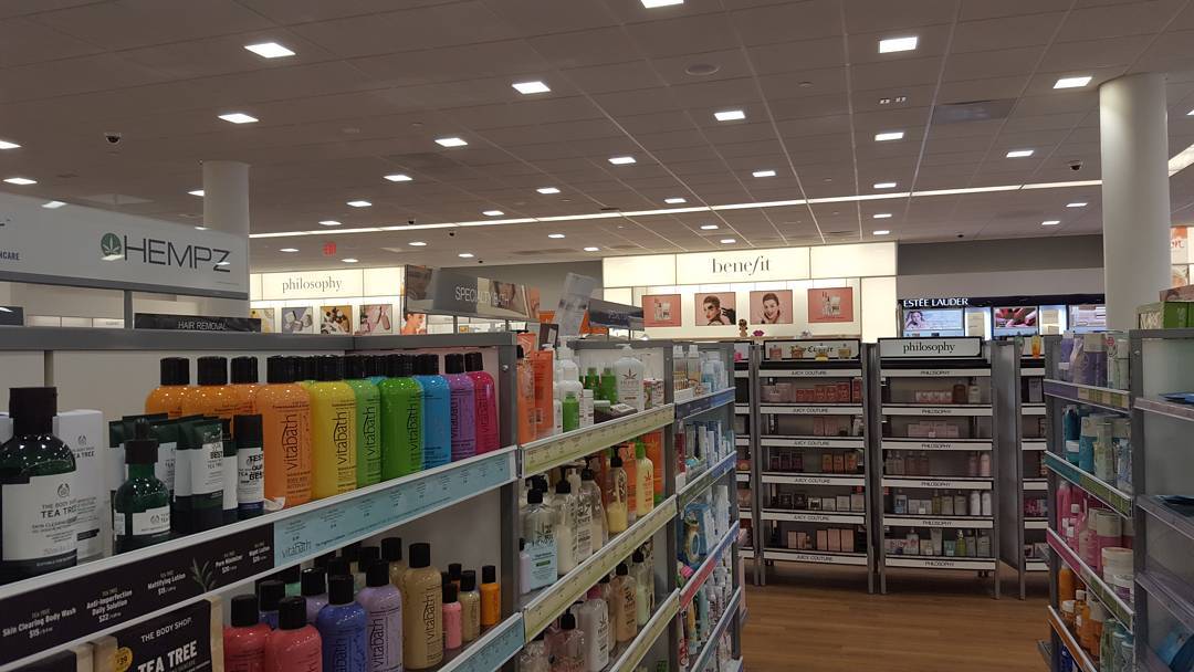 15 Creative Store Decor Ideas for New Businesses to Try – Branded Girls