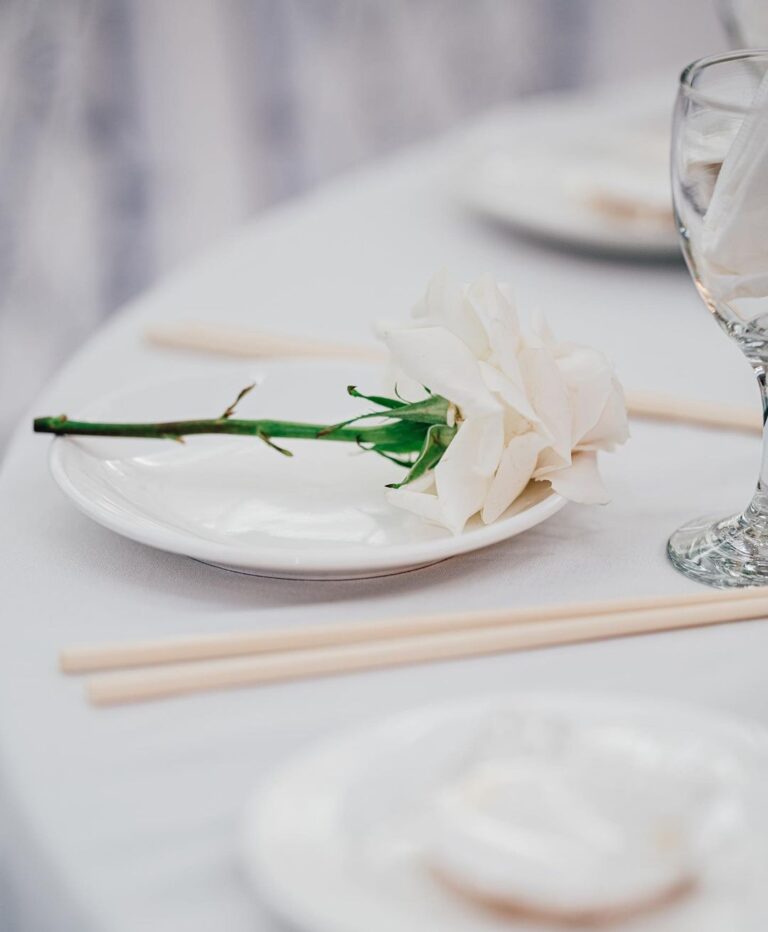 How To Plan A Moon Theme Party? 30 Best Moon Party Decorations ...