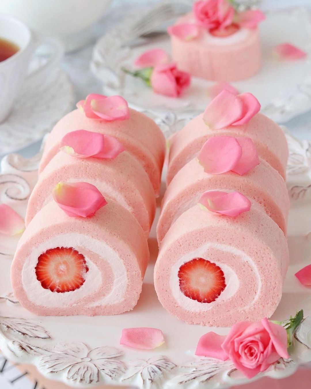 How To Plan A Vintage Tea Party? Everything You Need To Know – Branded ...