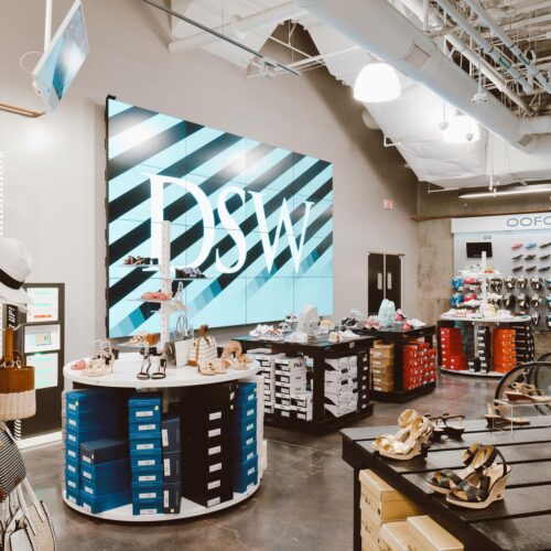 15 Creative Store Decor Ideas for New Businesses to Try – Branded Girls