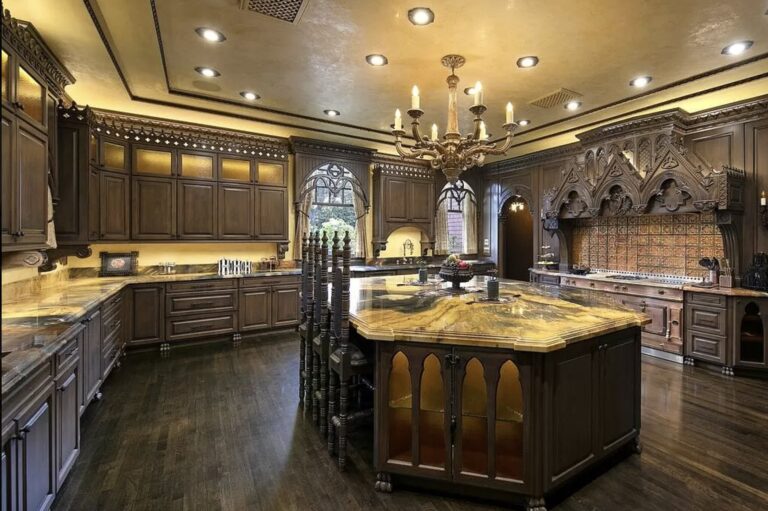 15 Goth Kitchen Decor Ideas That You Can Easily Copy – Branded Girls