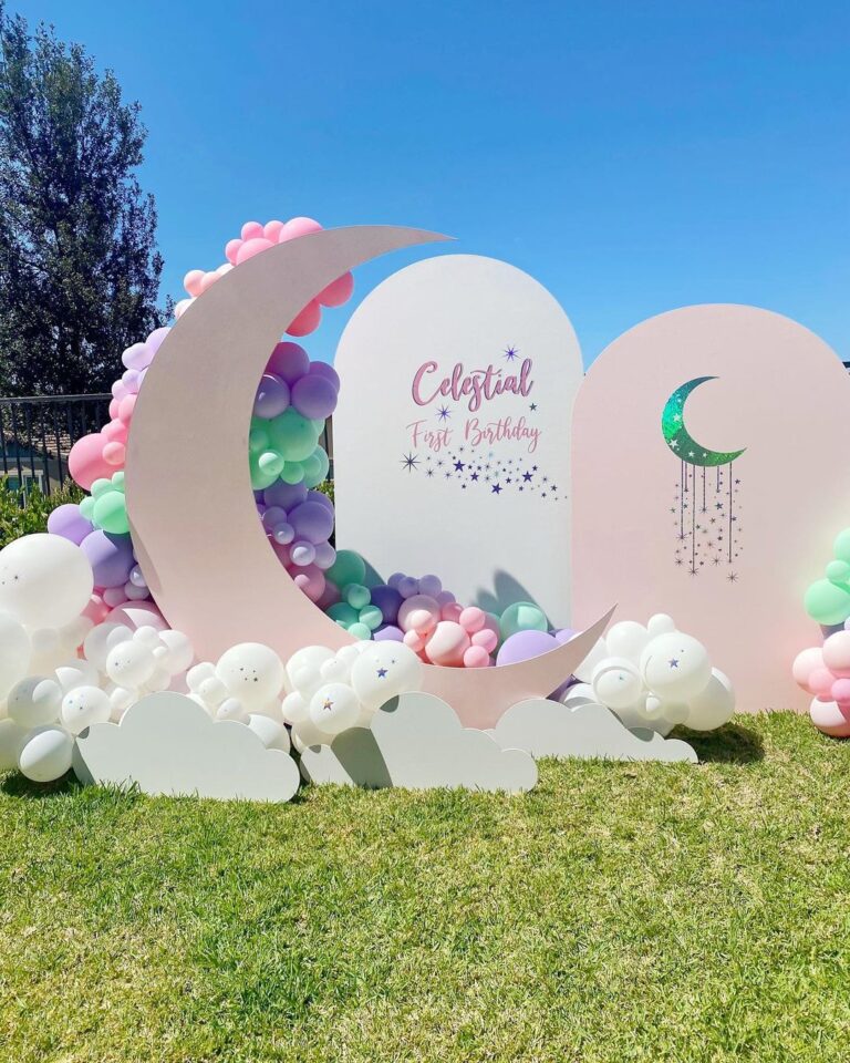 How To Plan A Moon Theme Party? 30 Best Moon Party Decorations ...