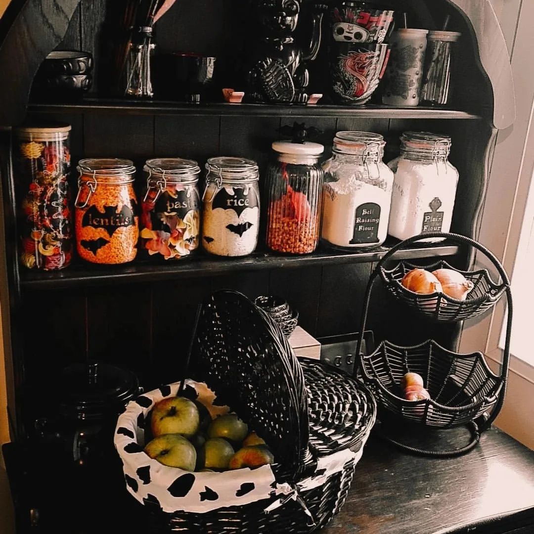 15 Goth Kitchen Decor Ideas That You Can Easily Copy – Branded Girls